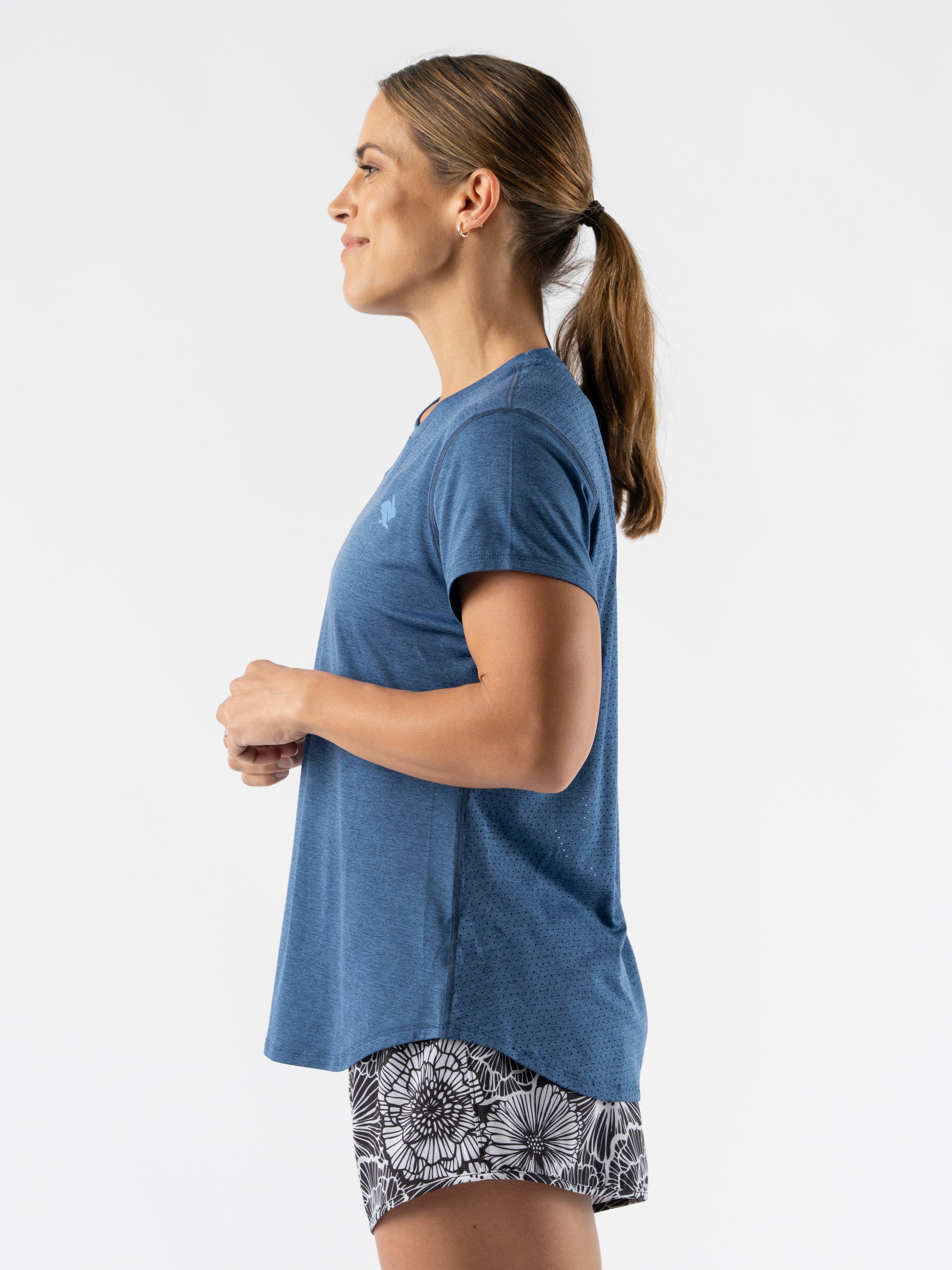 On the Go Tee - rabbit